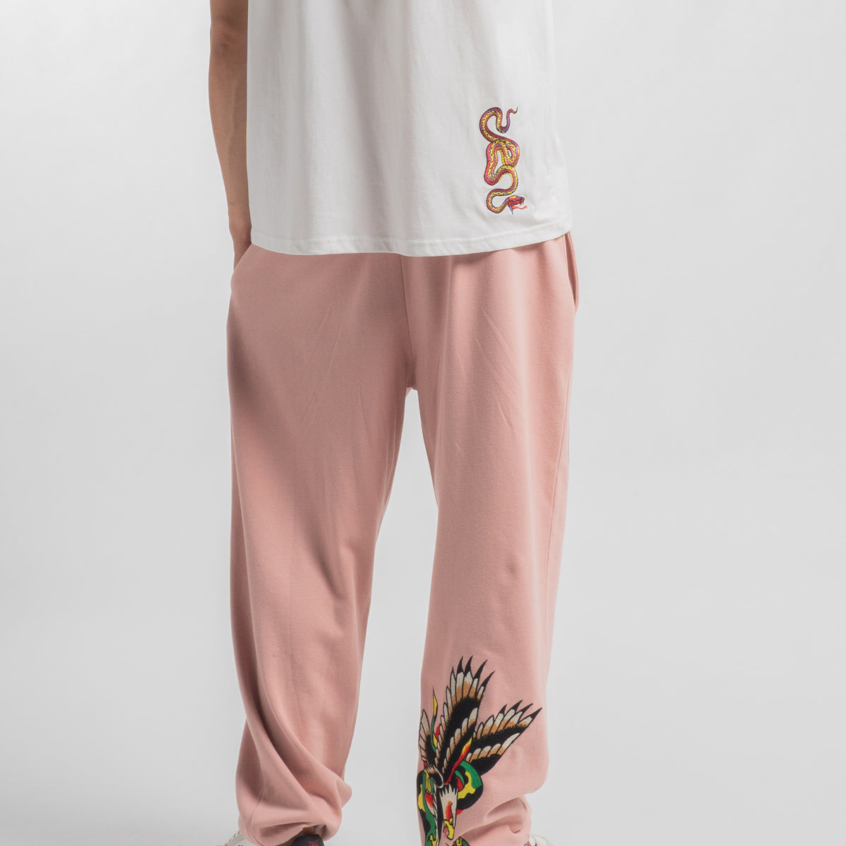 Mens Snake-Eagle-Flight Baggy Tracksuit Bottoms - Pink – Ed Hardy UK